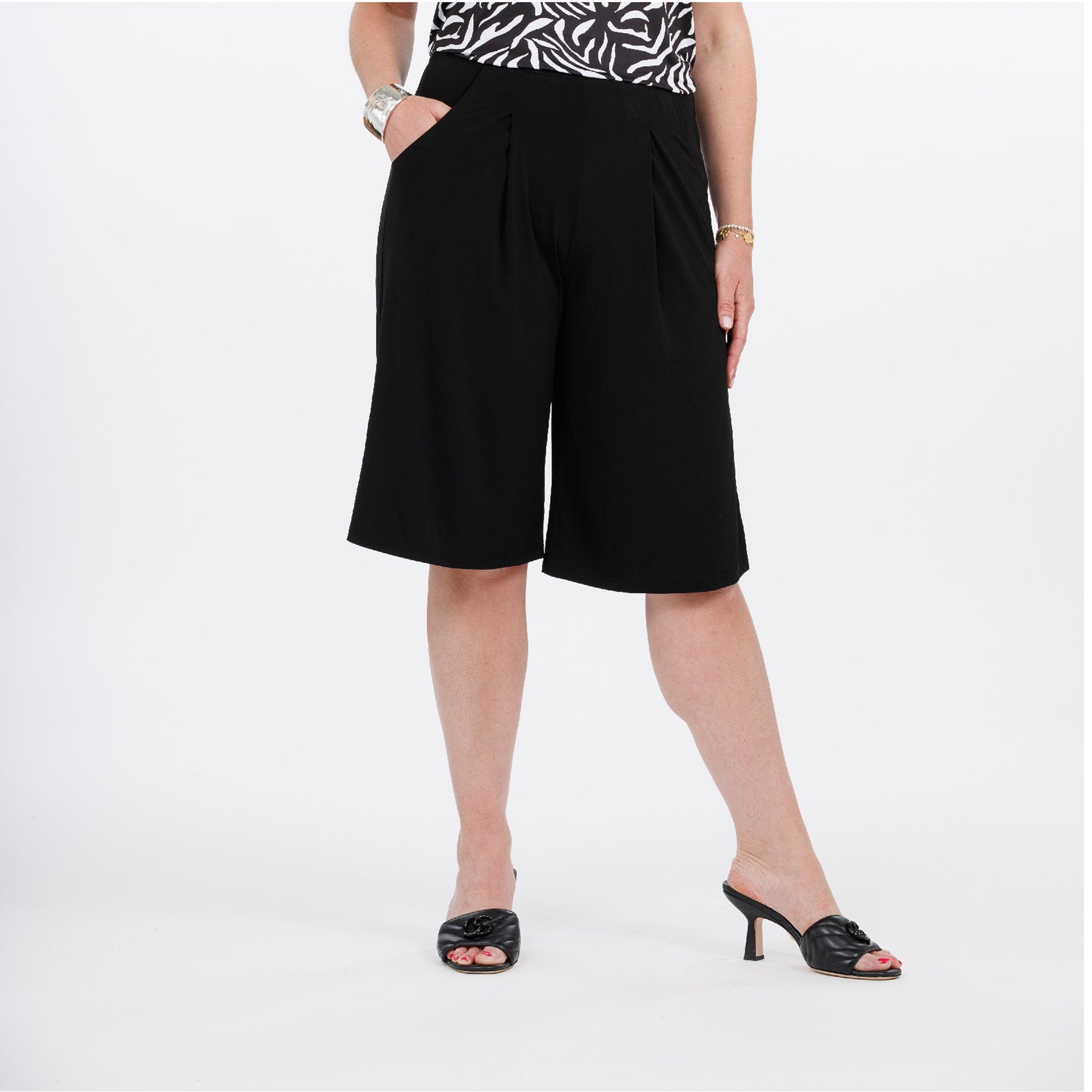 Slinky® Brand Walking Short – Slinky Brand